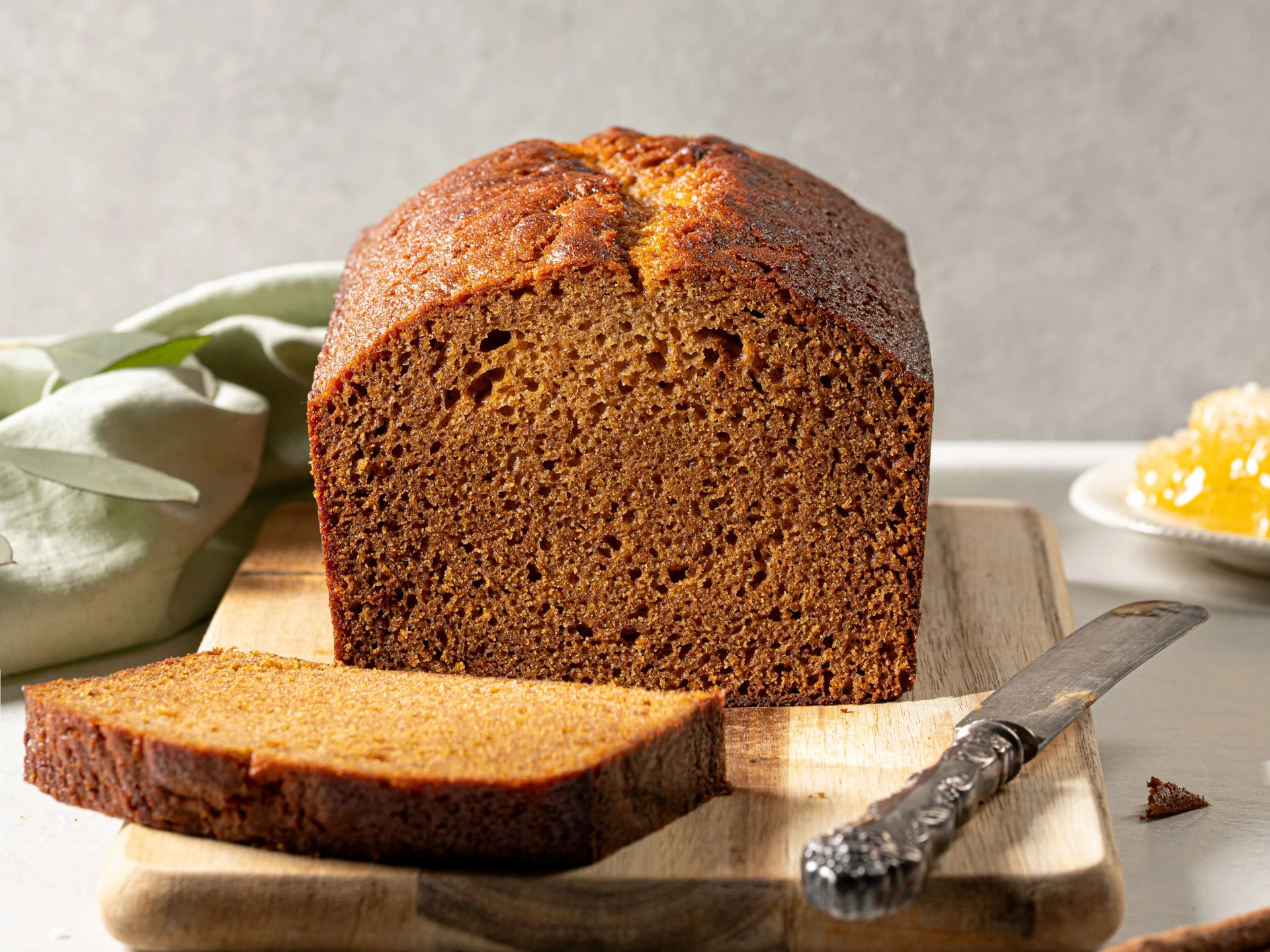 Fluffy Honey Cake - Kosher.com