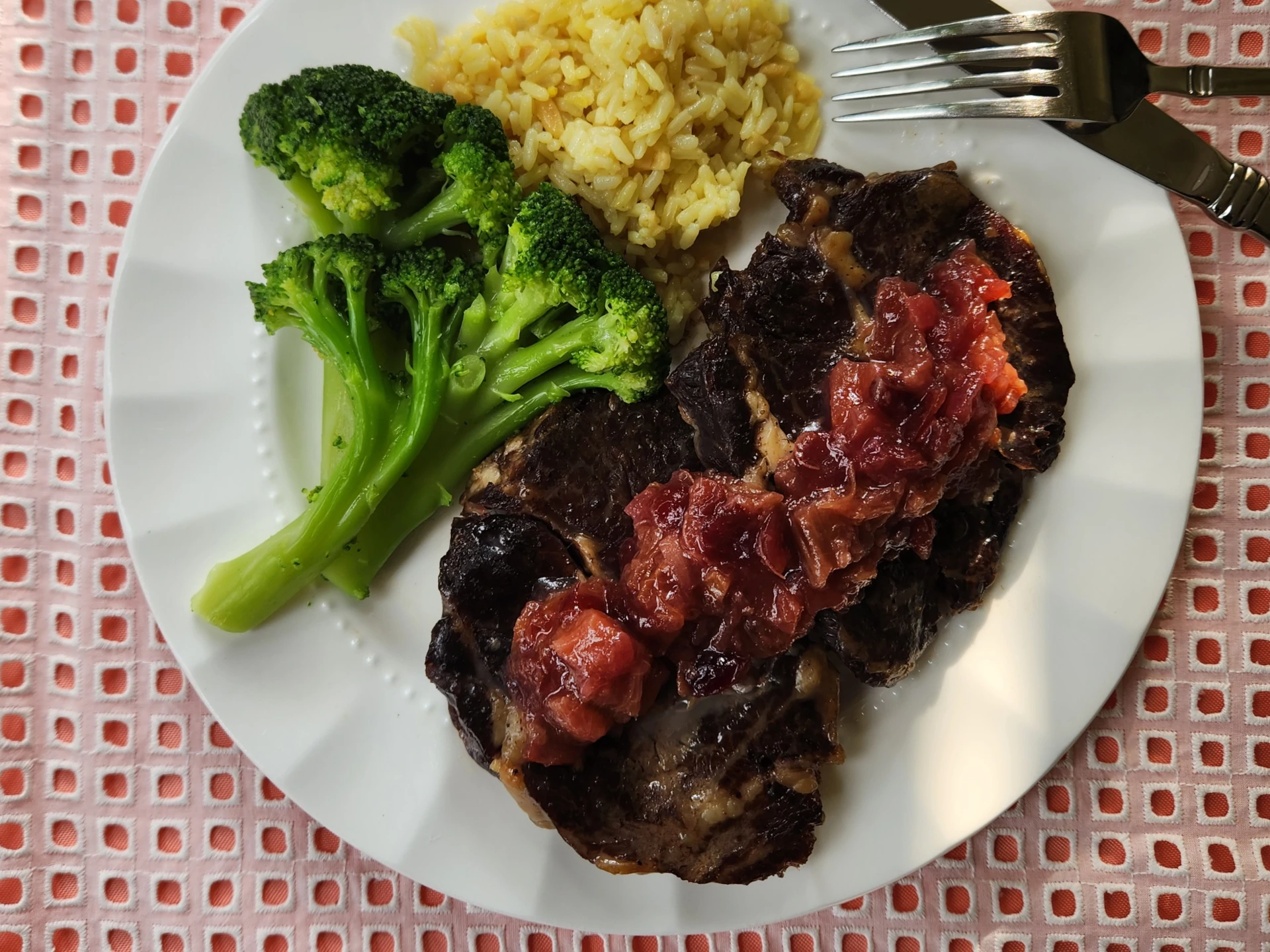 Club Steaks with Rhubarb Chutney - Kosher.com